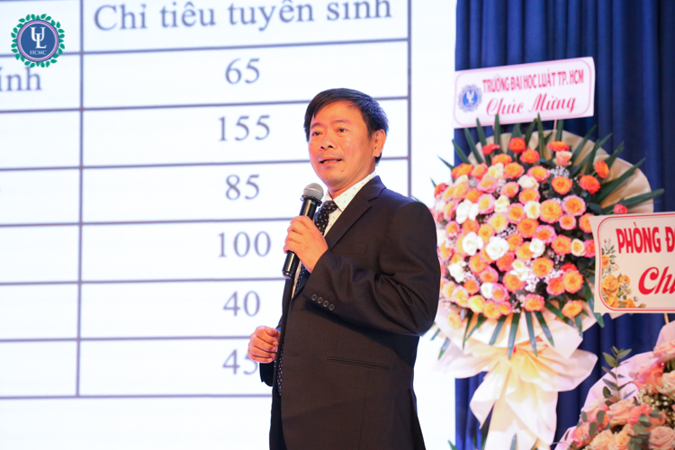 Trường Đại học Luật TP. HCM tổ chức Lễ tốt nghiệp và trao bằng tiến sĩ, thạc sĩ Luật năm 2024